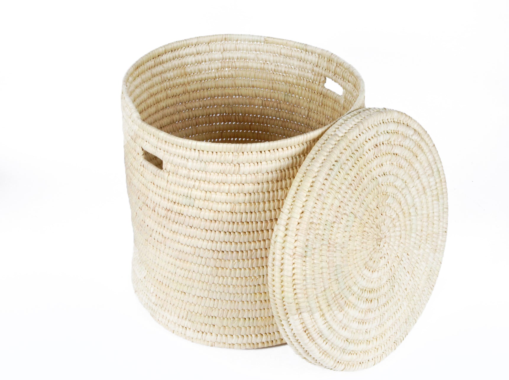 PALE: DOUM PALM NATURAL LIDDED LAUNDRY BASKETS FROM KENYA – The Basket Room
